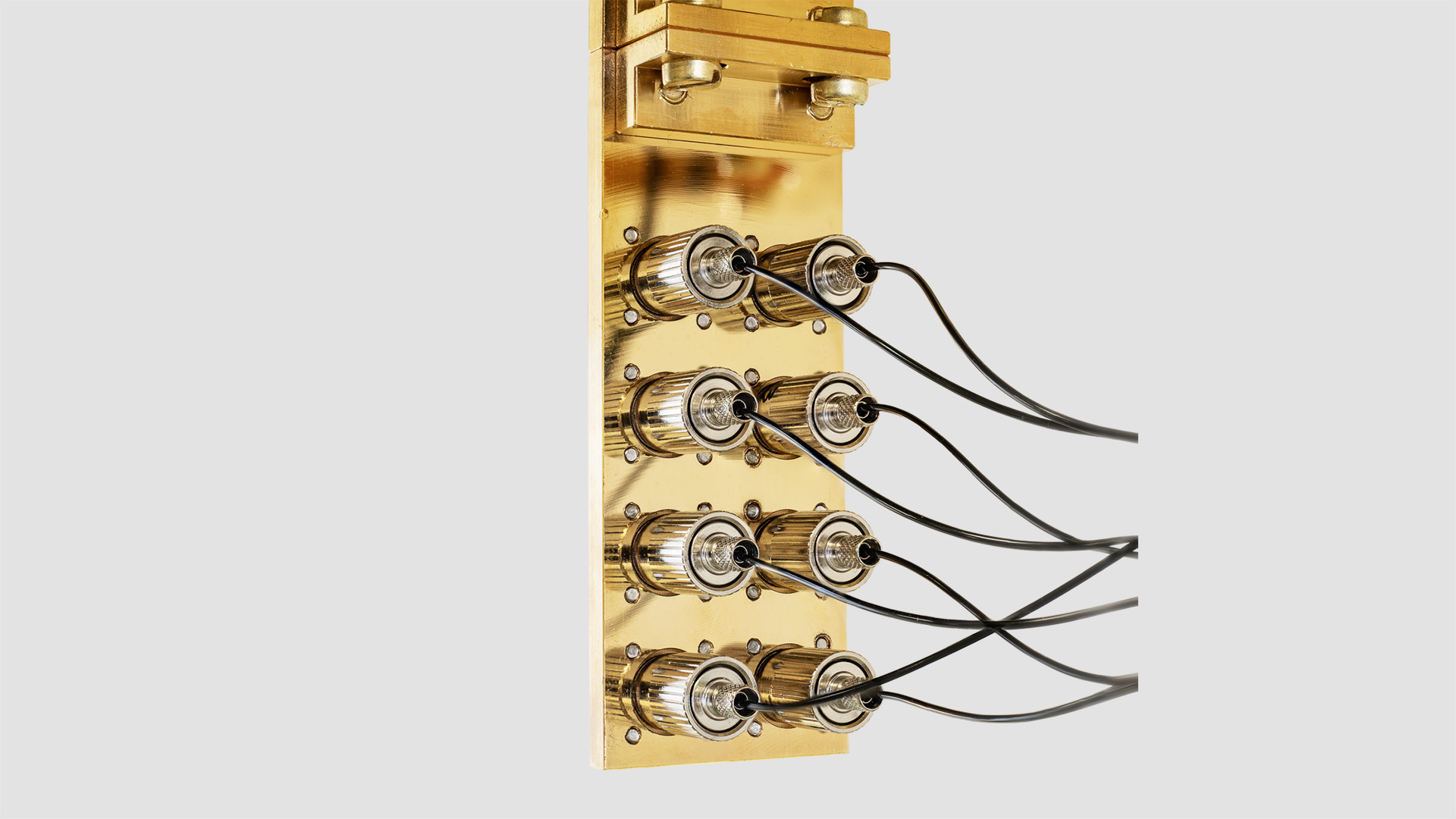 Coaxial Wiring - Bluefors.com