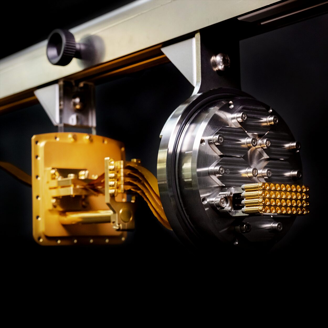 Cri/oFlex® | High-Density Flexible Wiring - Bluefors.com